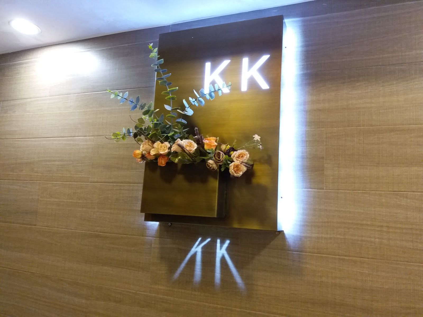 KK Sauna Gym - mong kok - Hong Kong, Mong Kok, Mong Kok Rd, 50-56號, Sun ...