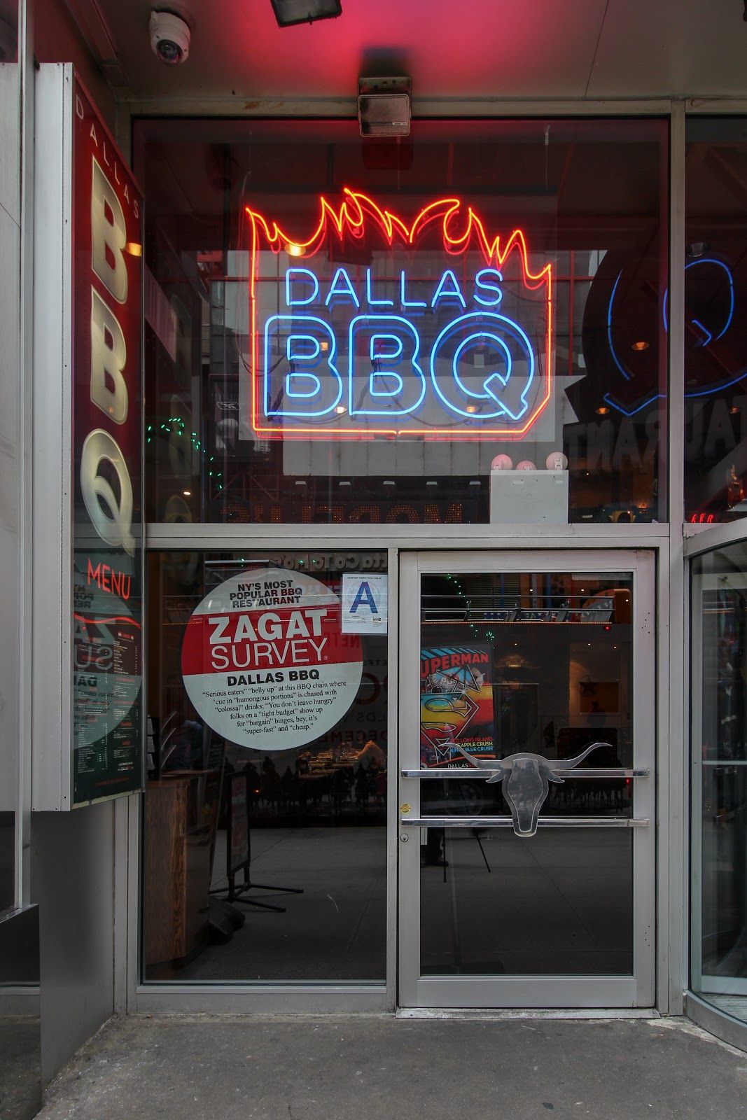 Dallas BBQ Times Square - 241 W 42nd St, New York, NY 10036, USA - Travel M